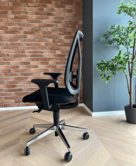 Salon stolica | Ergonova Piljek -ergonosmske-stolice-leaf